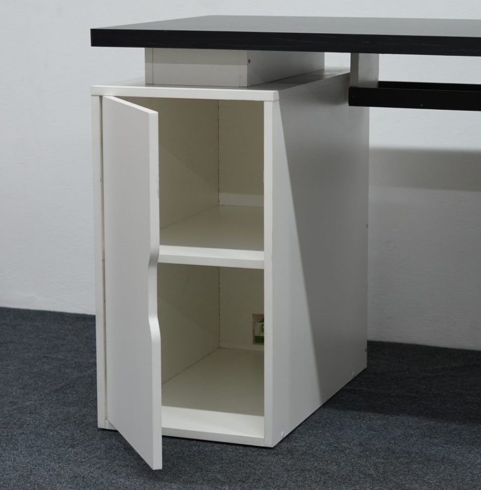 Gaming Desk: 1 Powerful Pro Setup | EAZYBREEZE